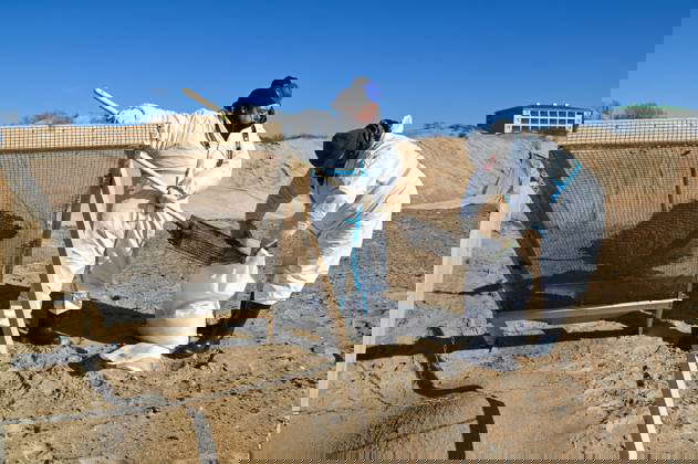 RUSSIA, ANAPA - FEBRUARY 8, 2025: Volunteers sift sand during an oil ...