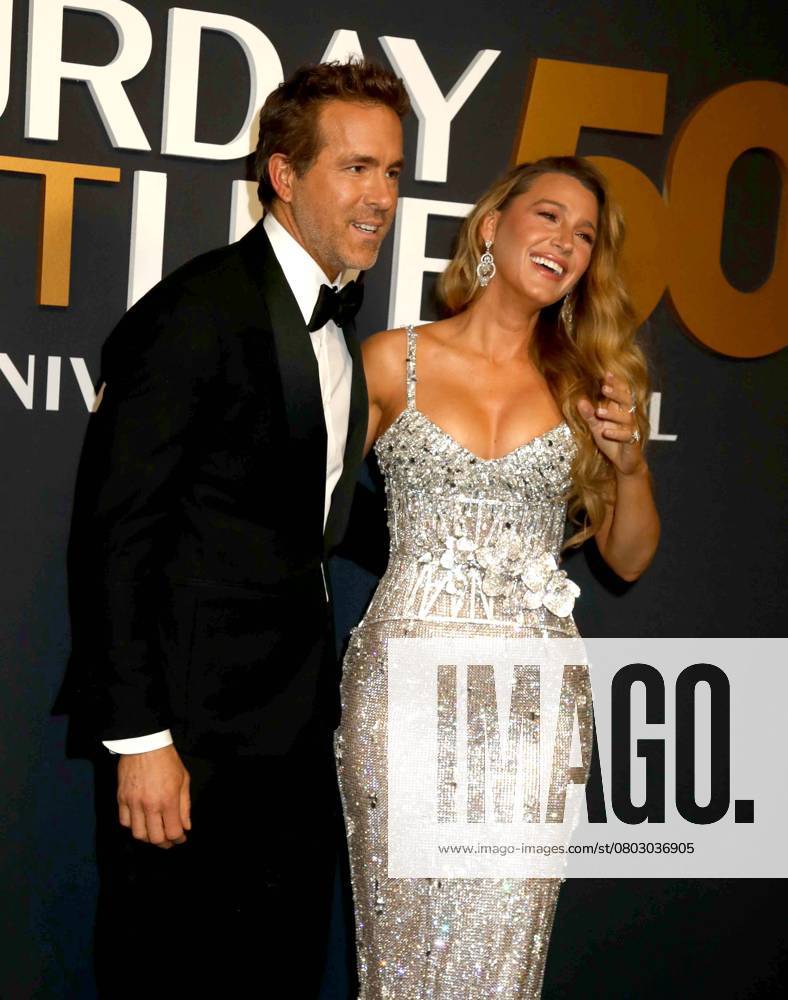 New York, New York, USA: Actors RYAN REYNOLDS and BLAKE LIVELY seen at the arrivals for SNL 50 -The