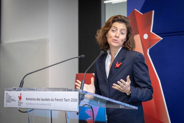 Semiconductors Stock Photos – High-Quality Images for Licensing | IMAGO