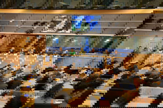 Stevenson Stock Photos – High-Quality Images for Licensing | IMAGO