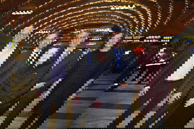 Pehrson Stock Photos – High-Quality Images for Licensing | IMAGO